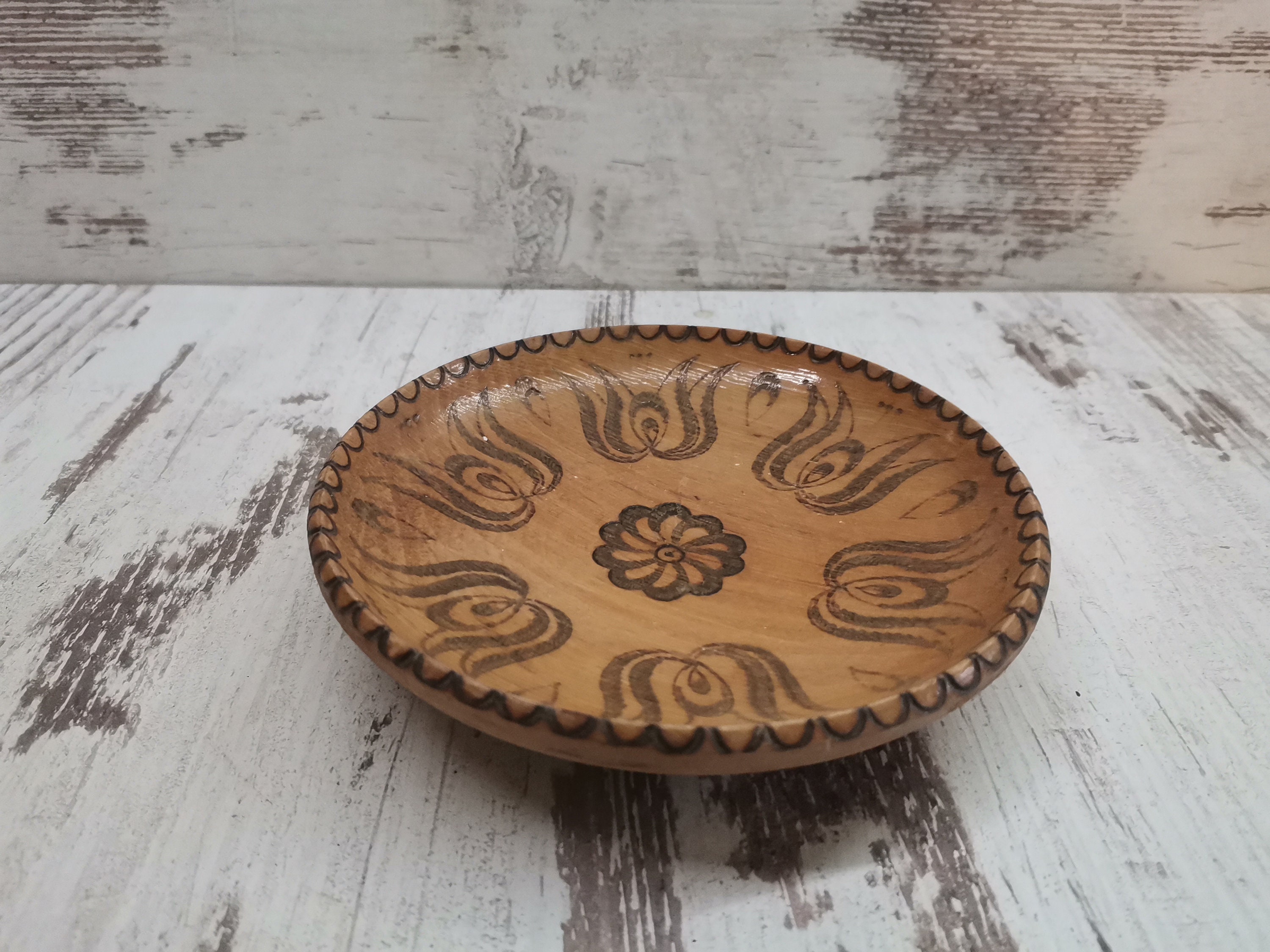 Vintage Small Wooden Plate Hand Pyrographed Decorative Plate - Etsy