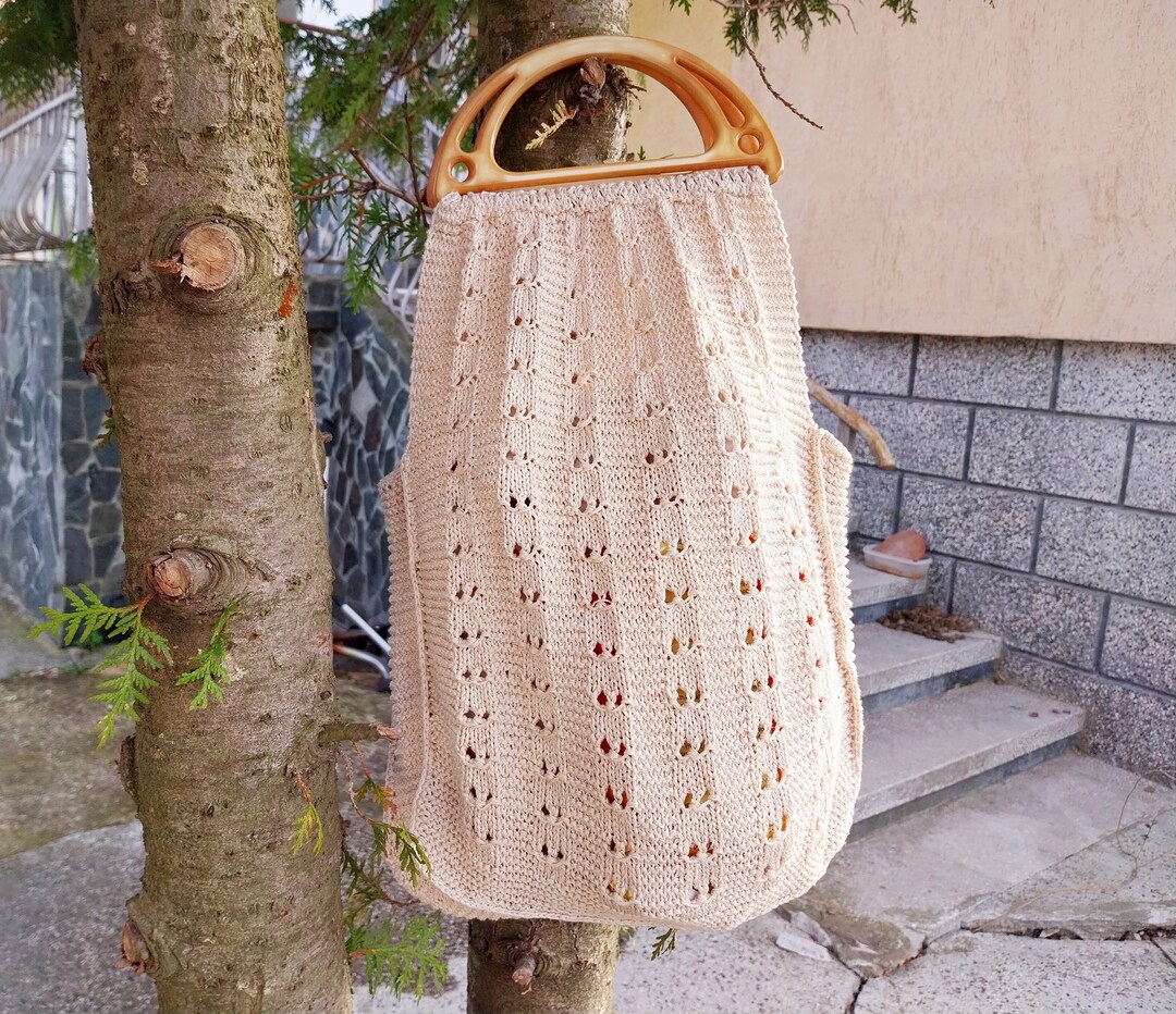 Retro 1970s 1980s Hand Crocheted Market Bag With Plastic Handles ...