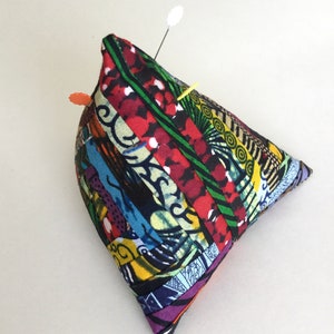 African Fabric Pincushion-triangle Pincushion-log Cabin-pyramid Pin ...