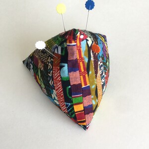 African Fabric Pincushion-triangle Pincushion-log Cabin-pyramid Pin ...