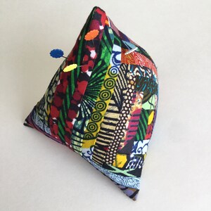 African Fabric Pincushion-triangle Pincushion-log Cabin-pyramid Pin ...