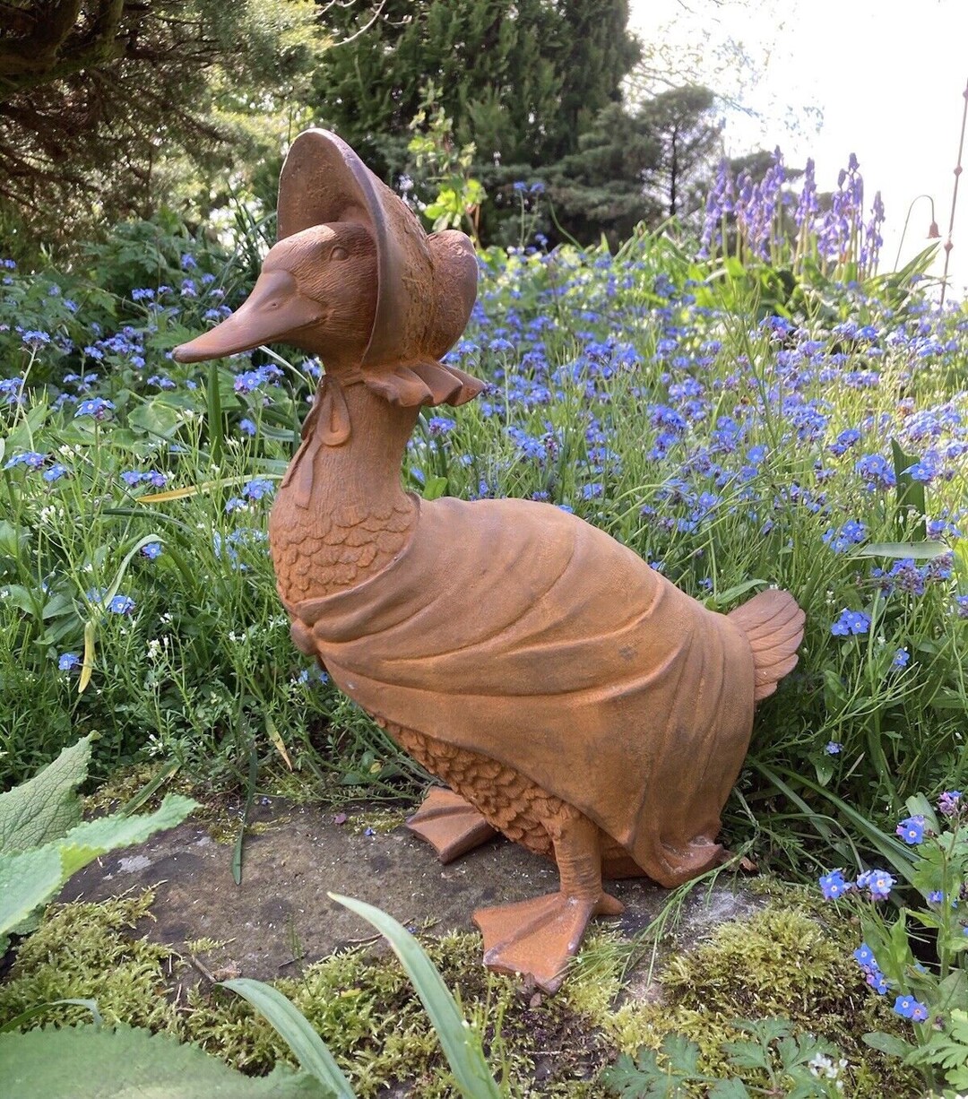 Large Rusty Cast Iron Jemima Puddle Duck Ornament - Etsy