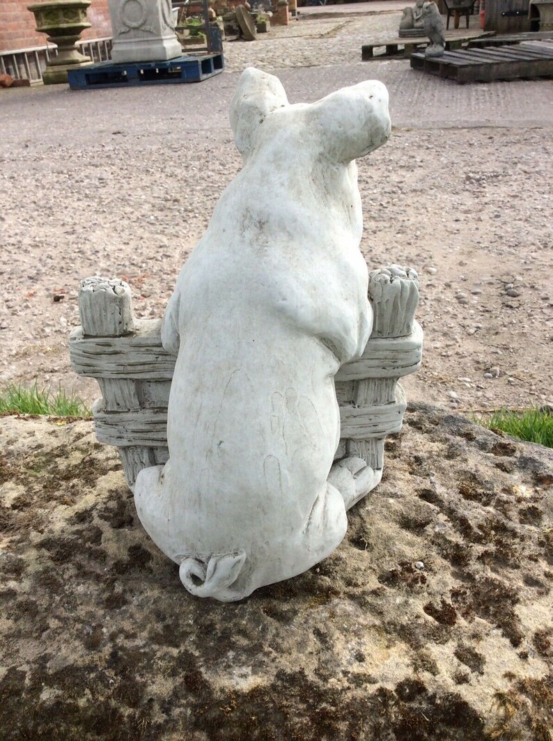 Reconstituted Stone Garden Pig and Piglets Ornament - Etsy UK