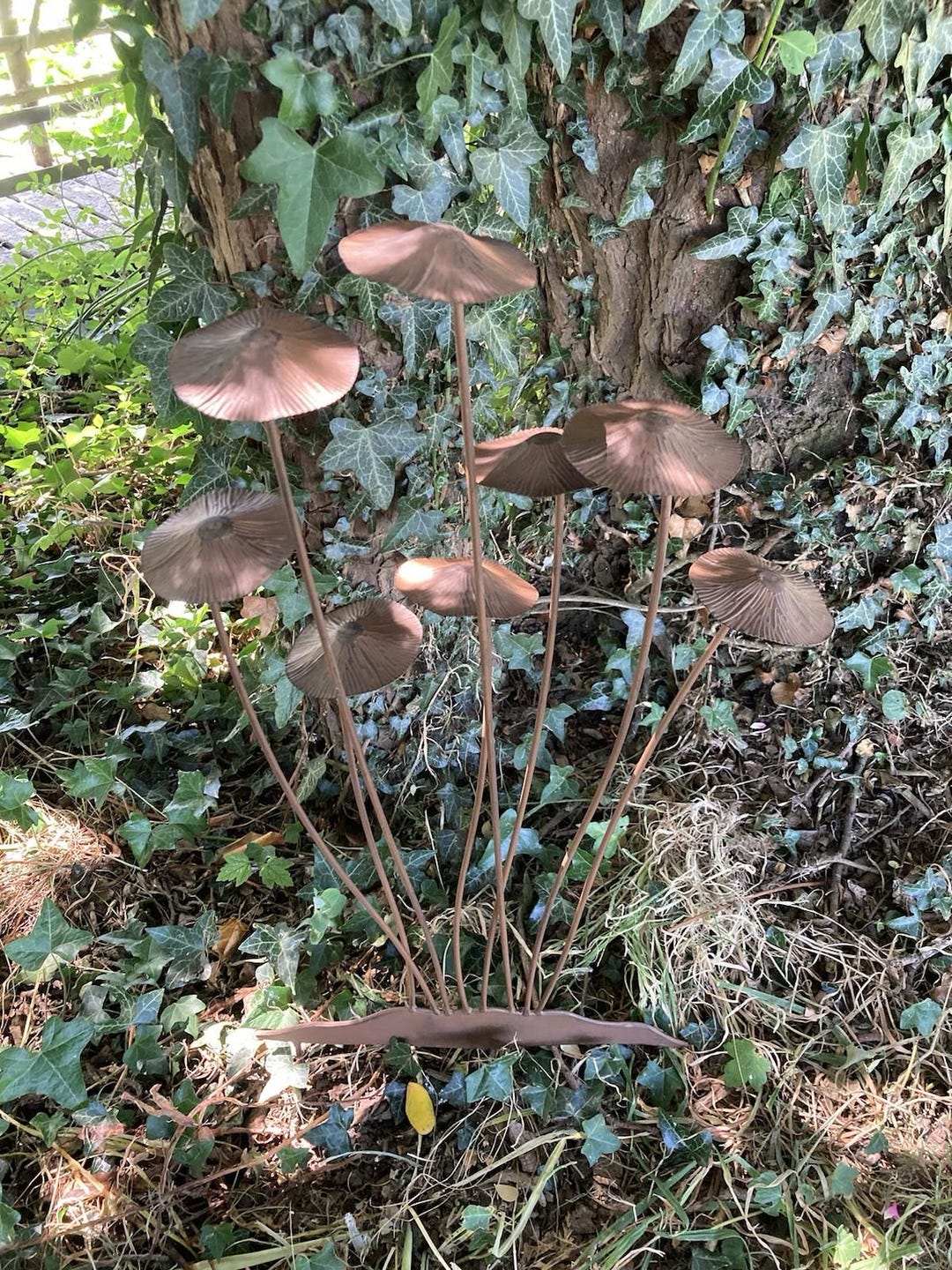 Metal Toadstool / Mushroom 8 Cluster Garden Stake Ornament - Etsy