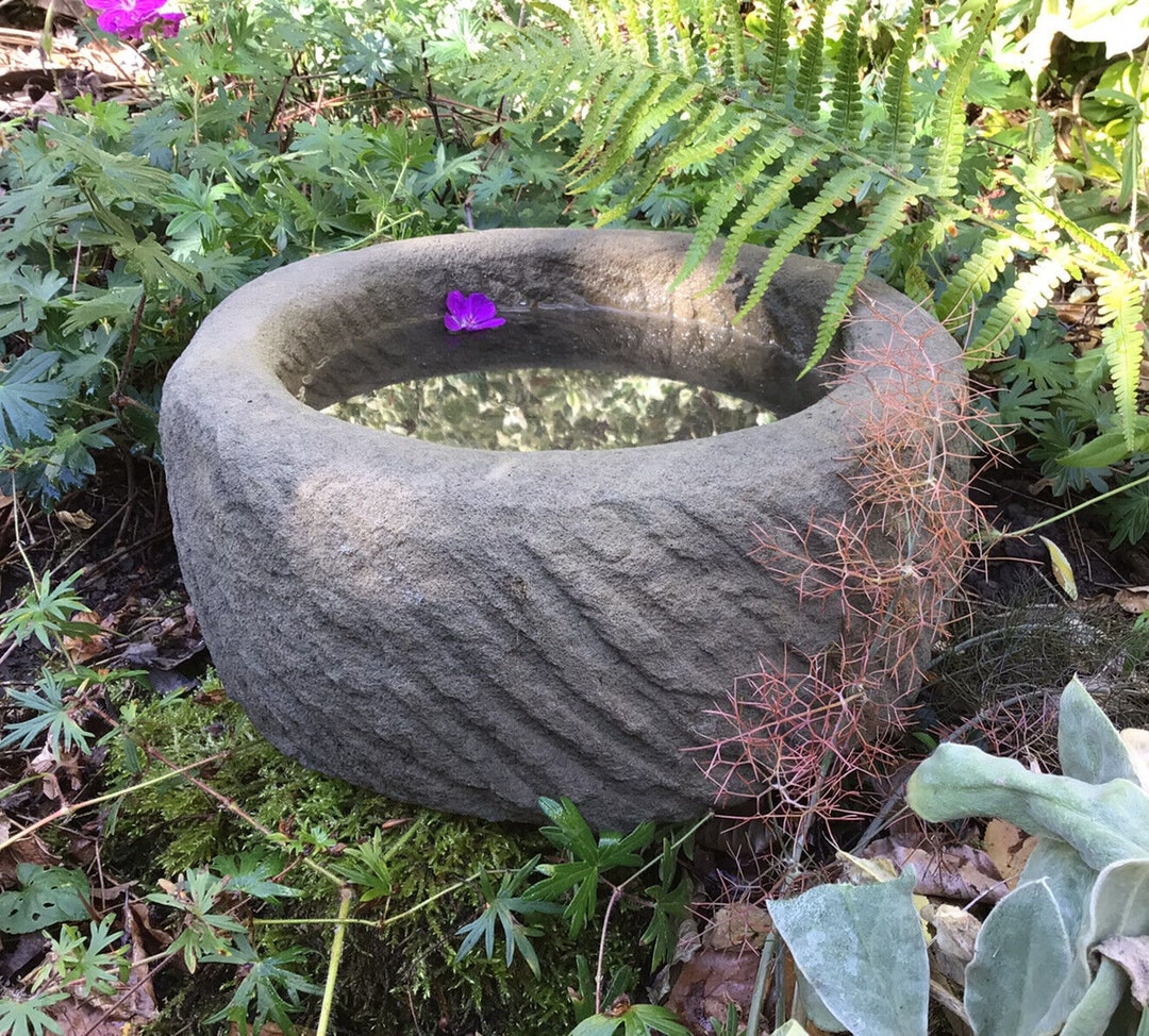 Reconstituted Stone Garden Old Style Deep Rockery Bird Bath / Mini Pond ...