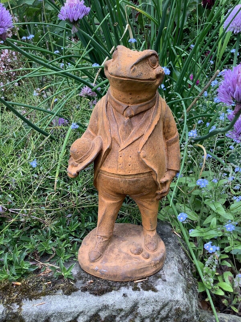 Metal Rusty Cast Iron Mr Toad Statue Ornament Wind in the Willows - Etsy UK
