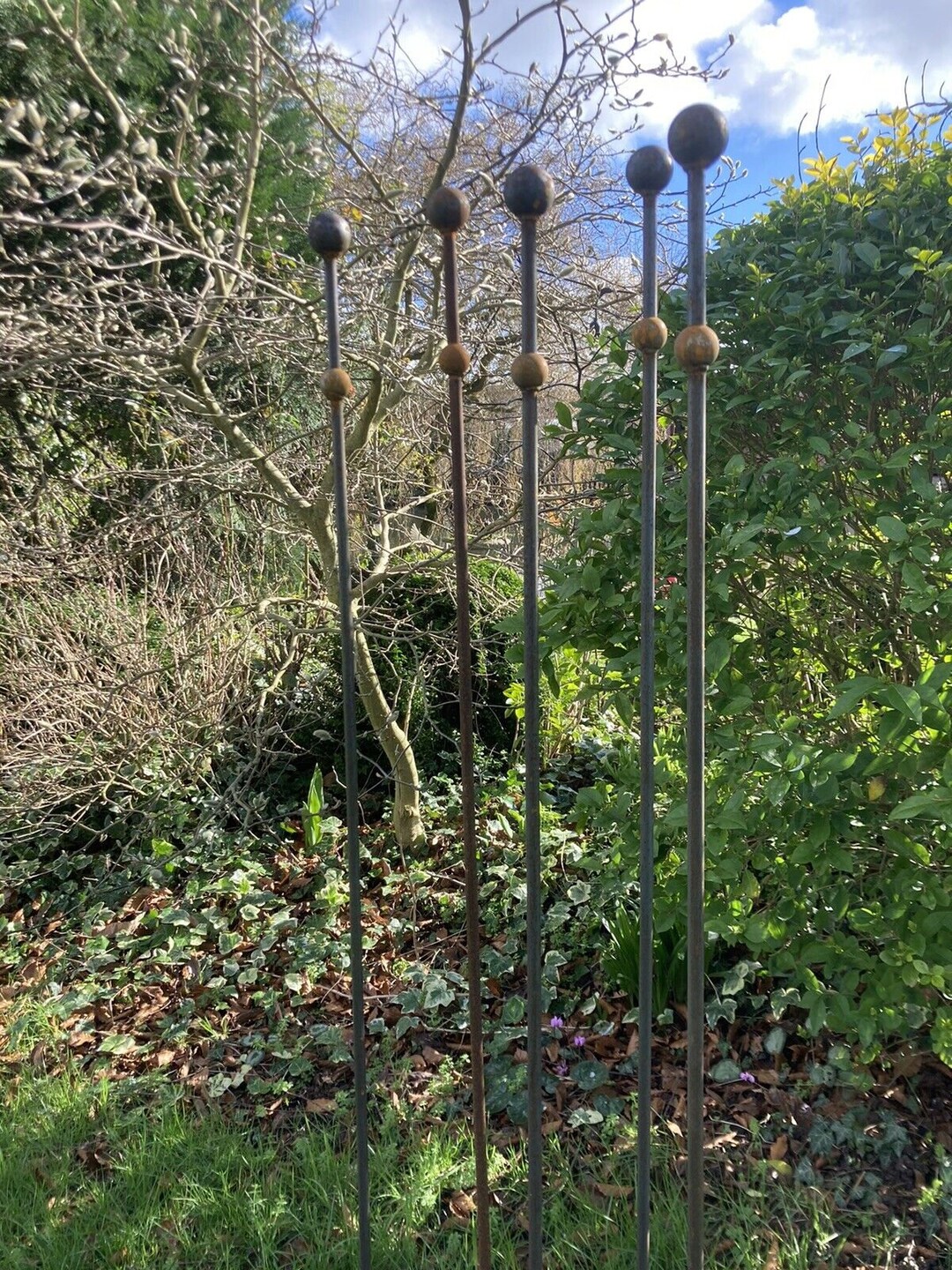 Set of 5 X 1.5m Tall Rusty Metal Multiple Ball Heavy Duty Tree Garden ...