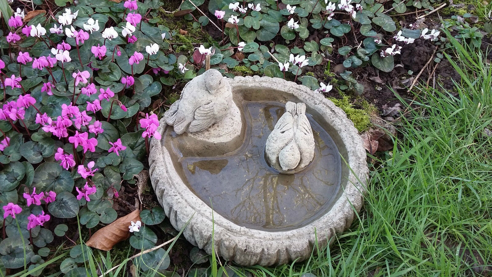 Reconstituted Stone Bird Bath Top & Sparrows / Feeder - Etsy UK