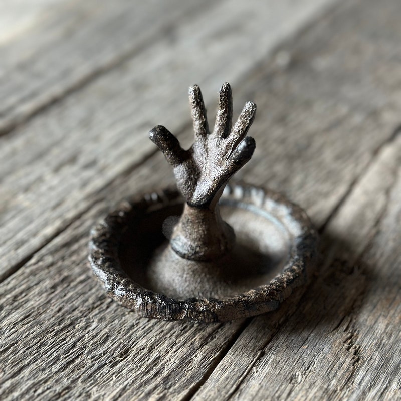 Ring Holder Hand Sculpture - Etsy
