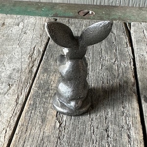 Small 3” Cast Iron Rabbit Statue - Figurine Paperweight Art Figure ...