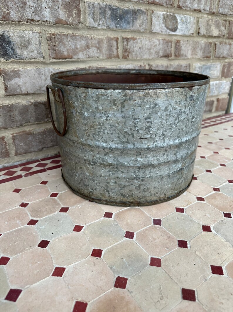 Primitive Style Antique Metal Well Bucket W/ Two Handles Planter Holder ...
