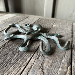 Large Octopus Cast Iron Wall Hanger Hook - Etsy