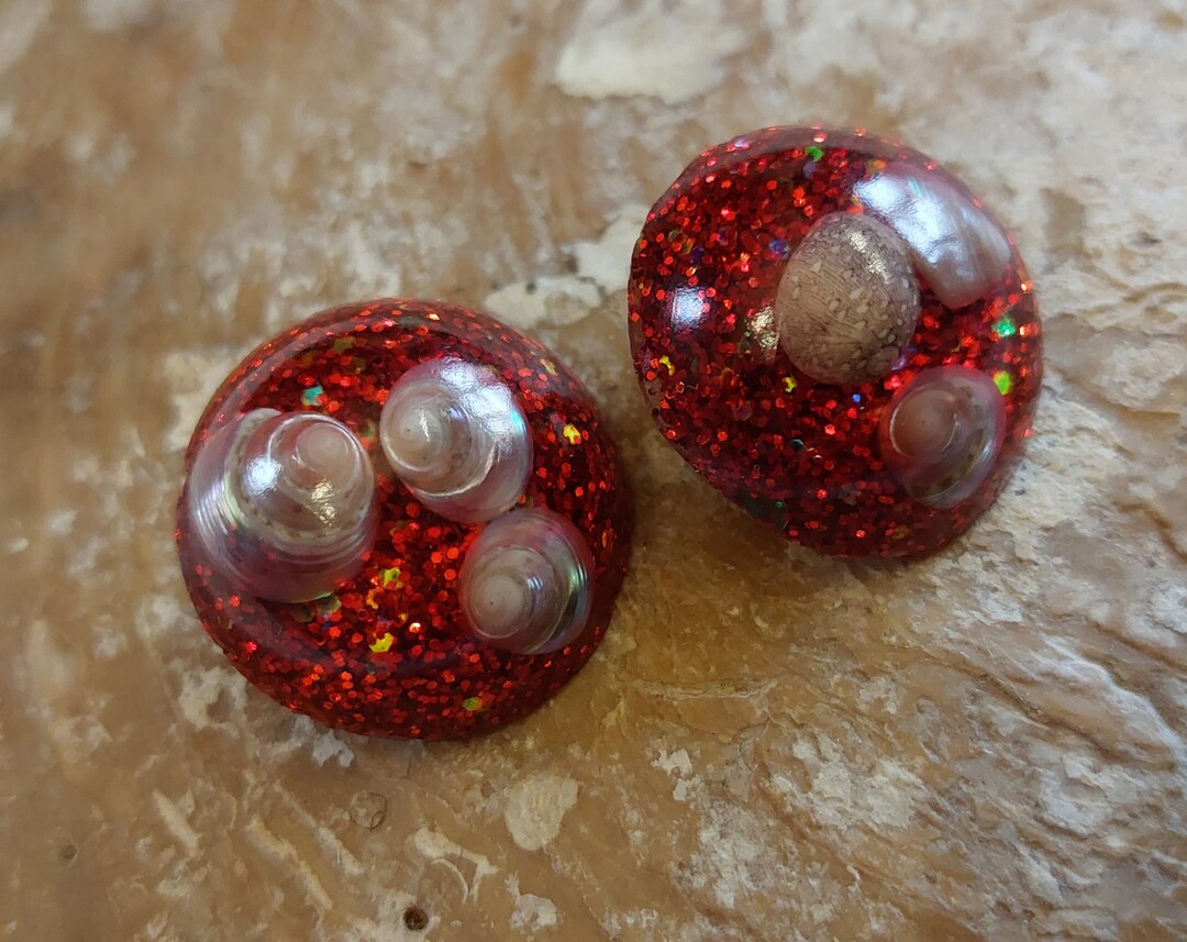 Vintage Conferti Lucite Clip on Earrings-1950s Confetti Lucite Seashell ...