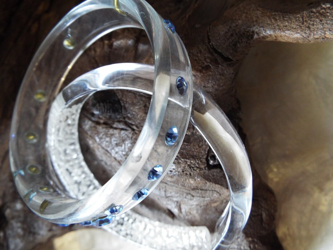 Vintage Lucite Bangles~1980s Clear Lucite Bangles~designer Lucite ...
