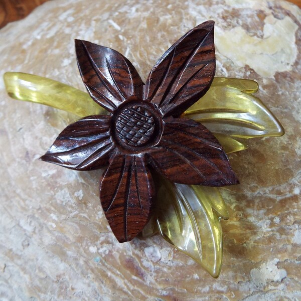 Bakelite Flower Pin - Etsy