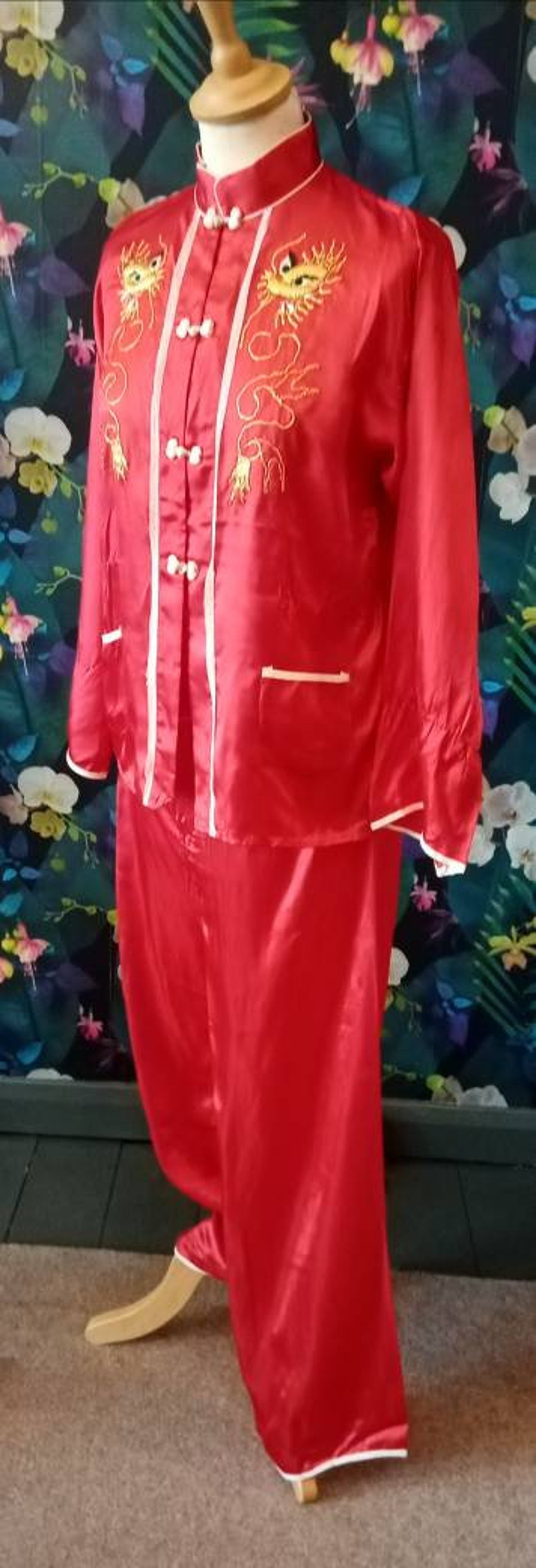 Vintage Chinese Pyjamas - 1940s -50s Embroidered Chinese Tourist ...