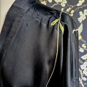 Vintage Hand Embroidered Japanese Kimono Robe-1940s Silk Hand ...