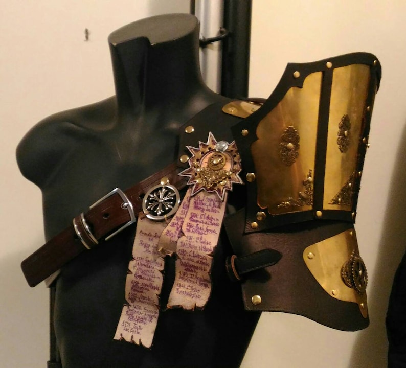 Steampunk Fantasy Medieval Vampire Armor Pauldron Cosplay Scroll ...