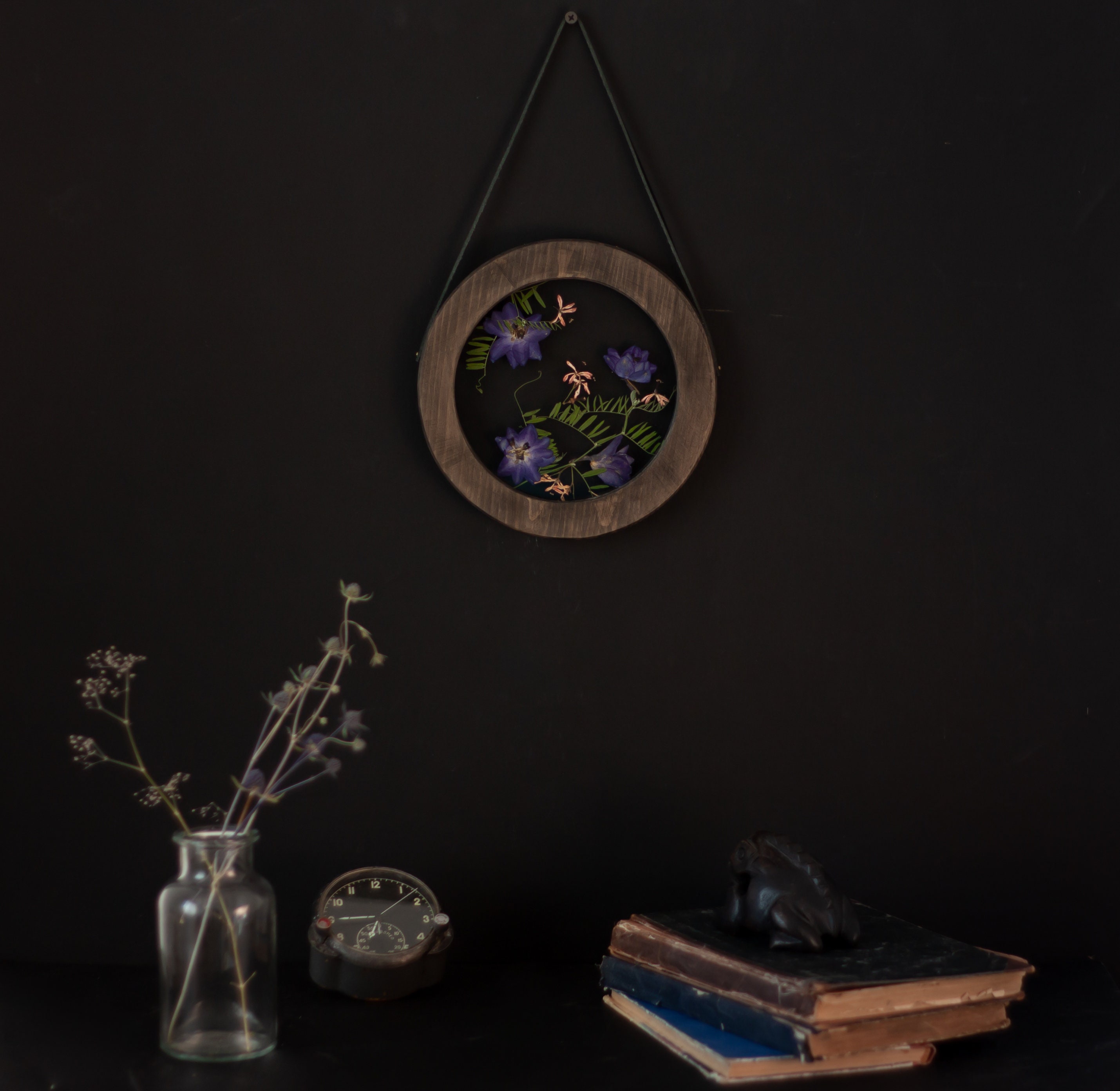 Round Framed Wall Decor 8 Pressed Flower Frame Real - Etsy