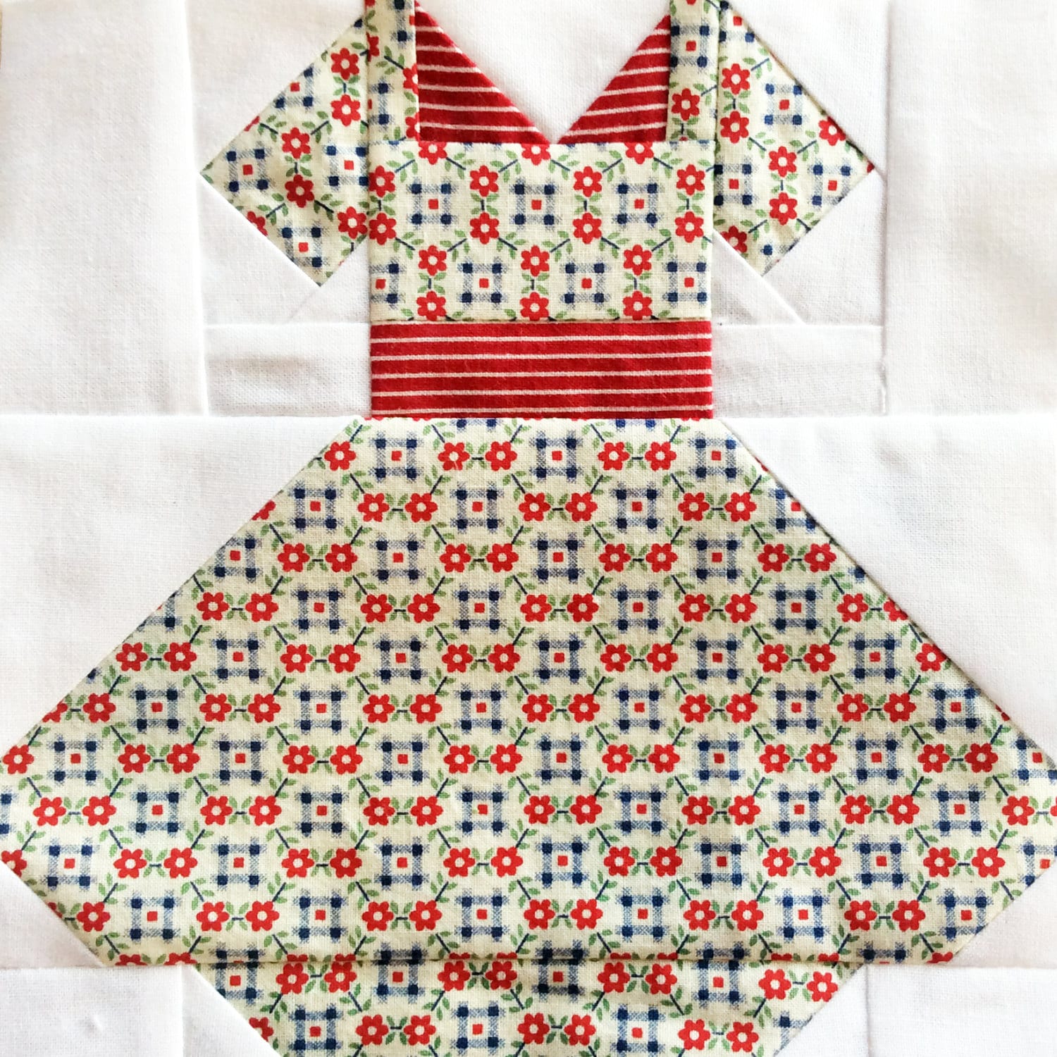 Vintage Dress Quilt Block - Etsy