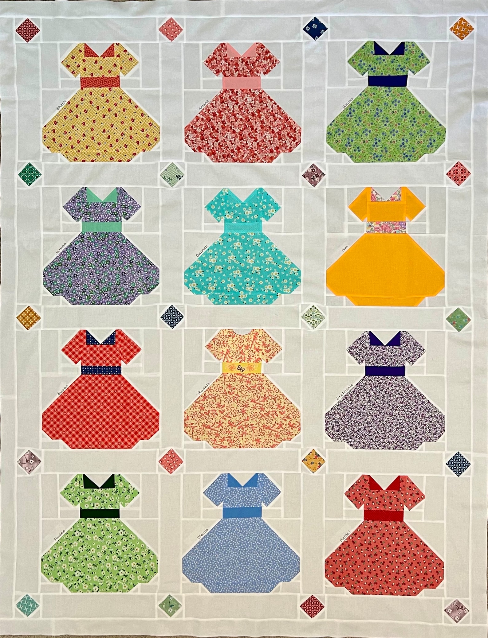 Vintage Dress Quilt Block - Etsy