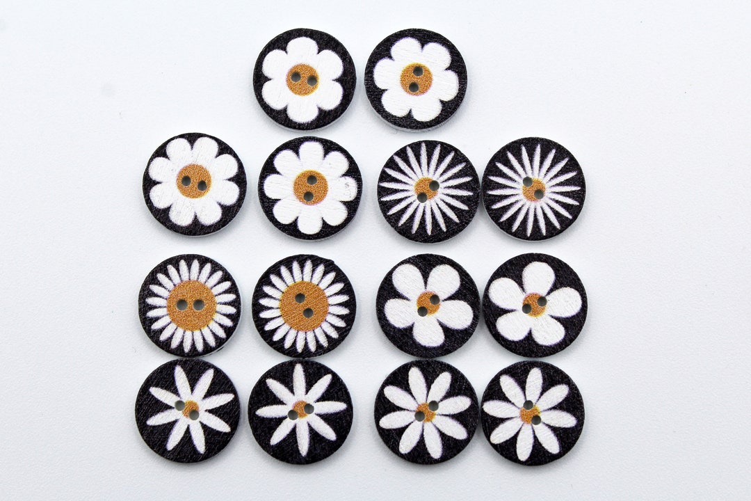 Daisy Flower Buttons. Wooden Buttons 15mm, 5/8inch, Two Holes, Mixed ...