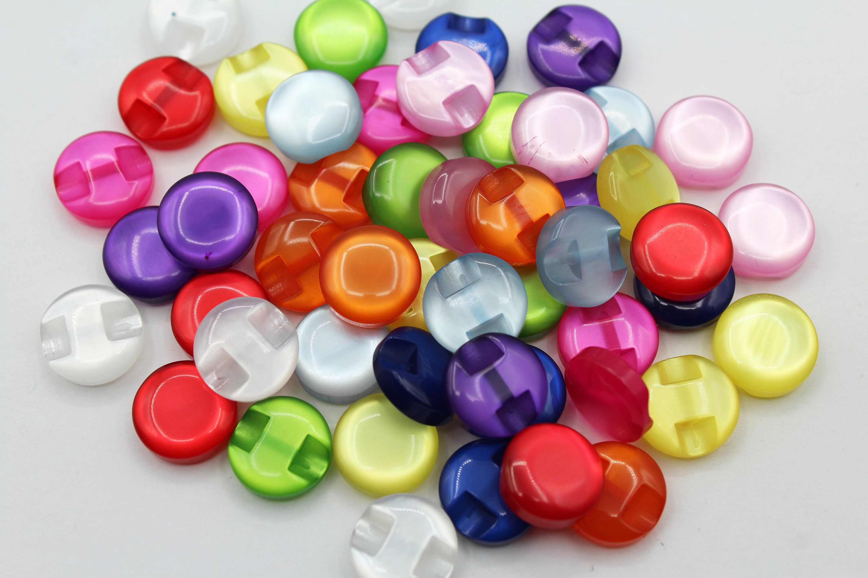50 Small Buttons. Round 12 Mm Two Holes Buttons for Sewing - Etsy