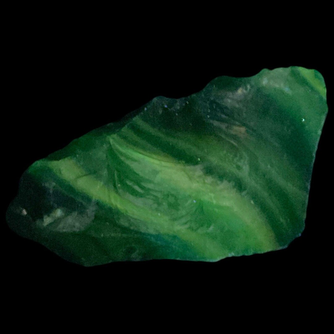 Emerald Green Layered Art Glass Cullet Glowing Manganese Slag Glass ...