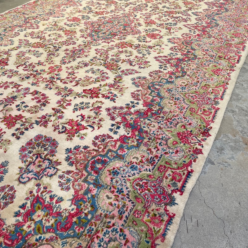 Large Vintage Rug - Etsy