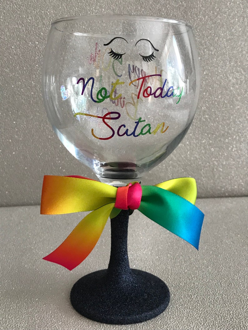 Personalised Gin Glass Birthday Glass Drag Race Glass - Etsy