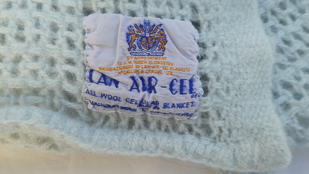 LAN AIR CEL, Mid-century All Wool Cellular Baby Blanket by Mccallum & Craigie, Glasgow, Scotland ...
