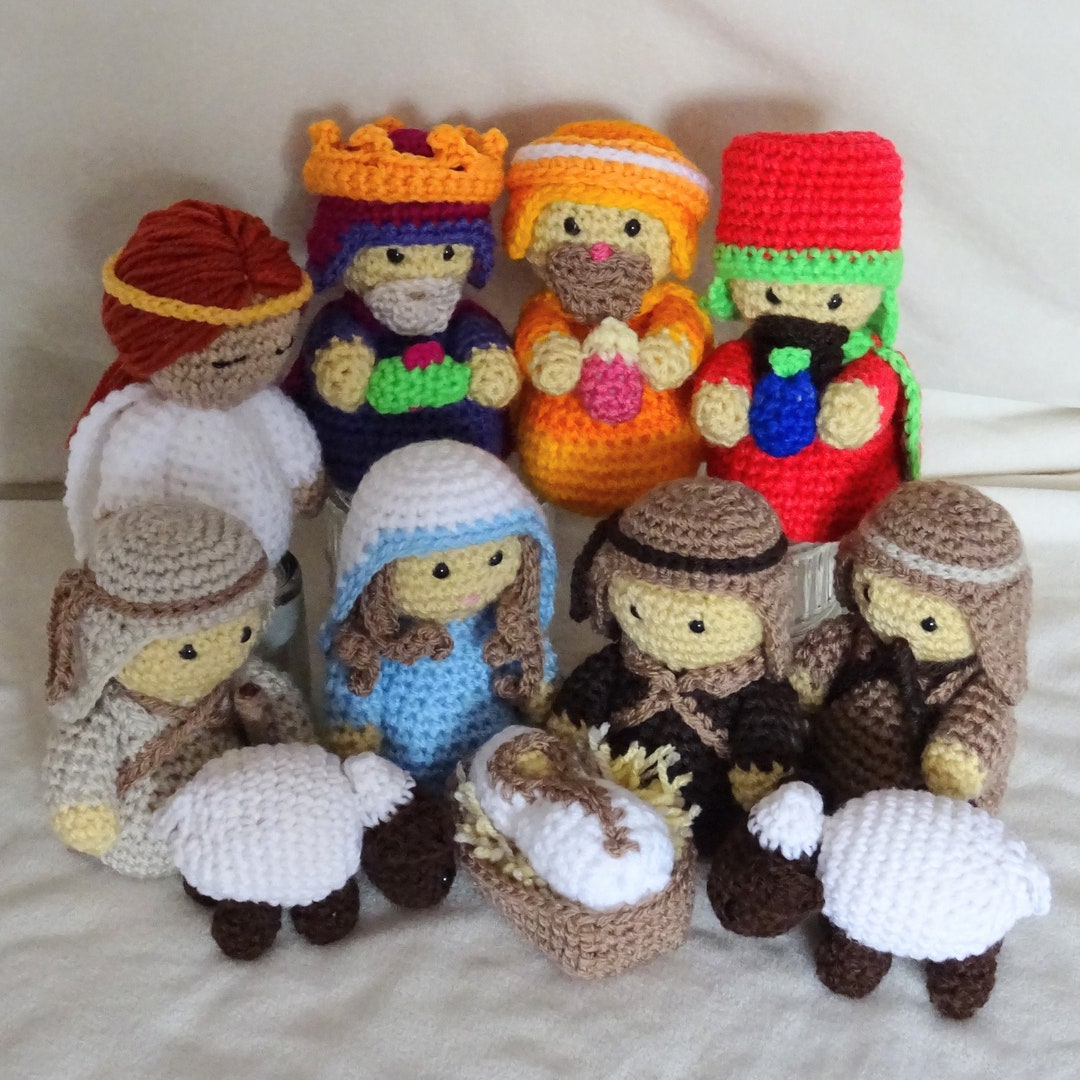 Christmas Nativity UK Crochet Pattern Mary & Joseph, 1 Angel, 3 Kings ...