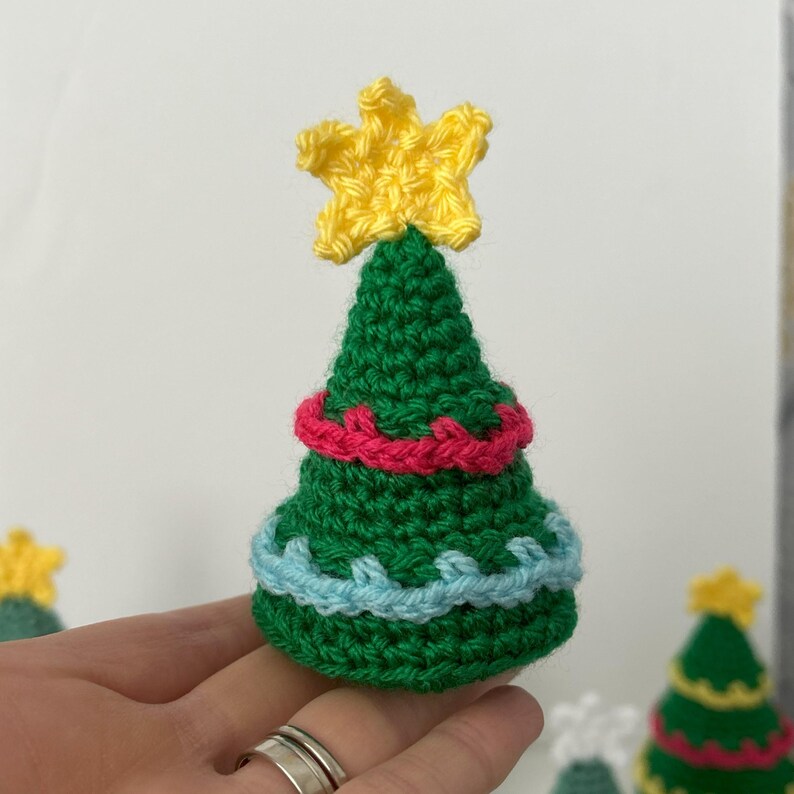 Christmas Tree UK Crochet Pattern - 3 Sizes of Trees to Make - Etsy