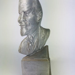Bust of Lenin. Vintage Desk Souvenir. Memorabilia Soviet Era. Vintage ...