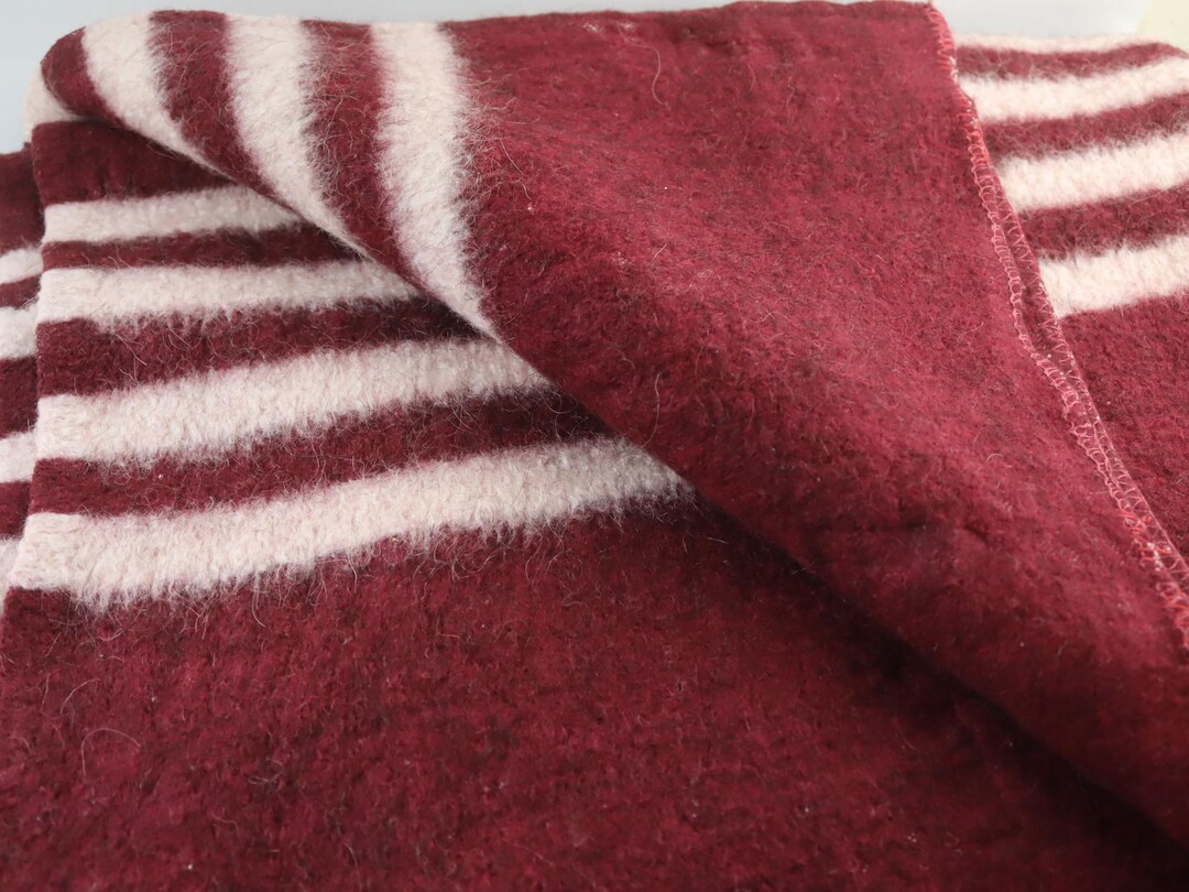 190x110 Cm Vintage Wool Blanket, Ussr Coverlet, Vintage Heavy Covering ...