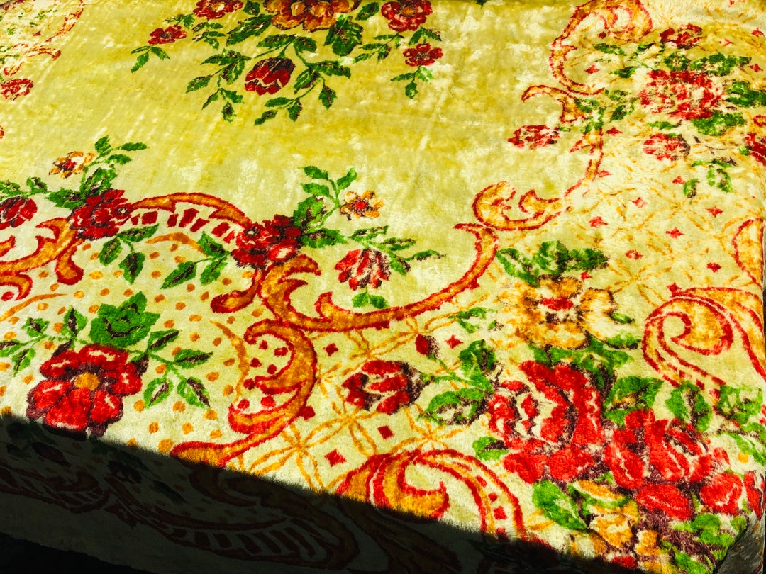 Big Soviet Plush Tablecloth, Carpet , Vintage Wall Carpet, Rustic ...