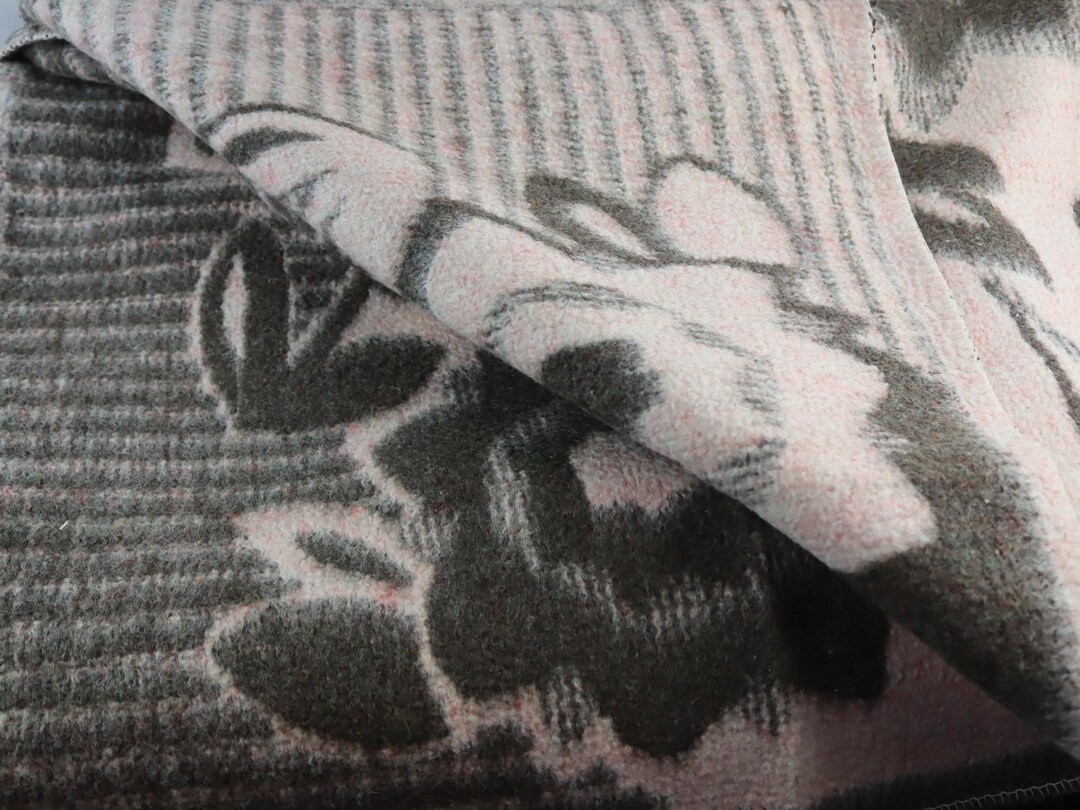 195x145 Cm Vintage Wool Blanket, Ussr Coverlet, Vintage Heavy Covering ...