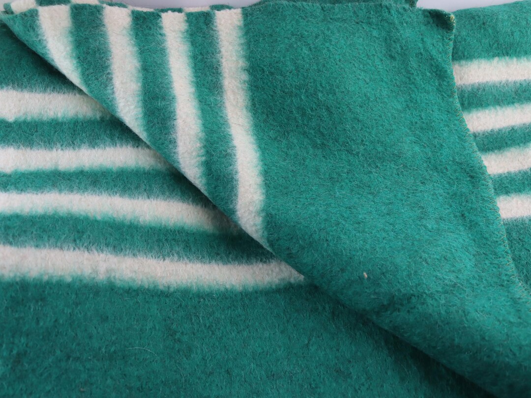 190x135 Cm Soviet Wool Blanket, Ussr Coverlet, Vintage Summer Covering ...