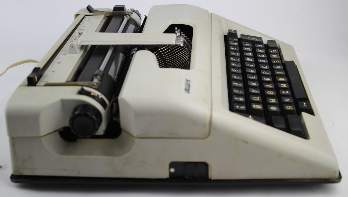 Rare Vintage Electromechanical Typewriter Ivica-m Soviet - Etsy