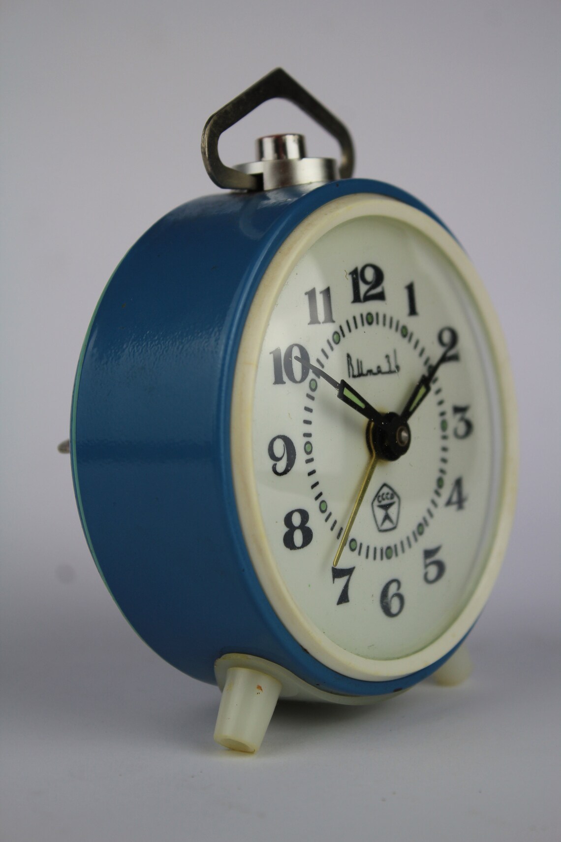 Soviet alarm clock Vityaz Vintage alarm clock USSR Vityaz | Etsy