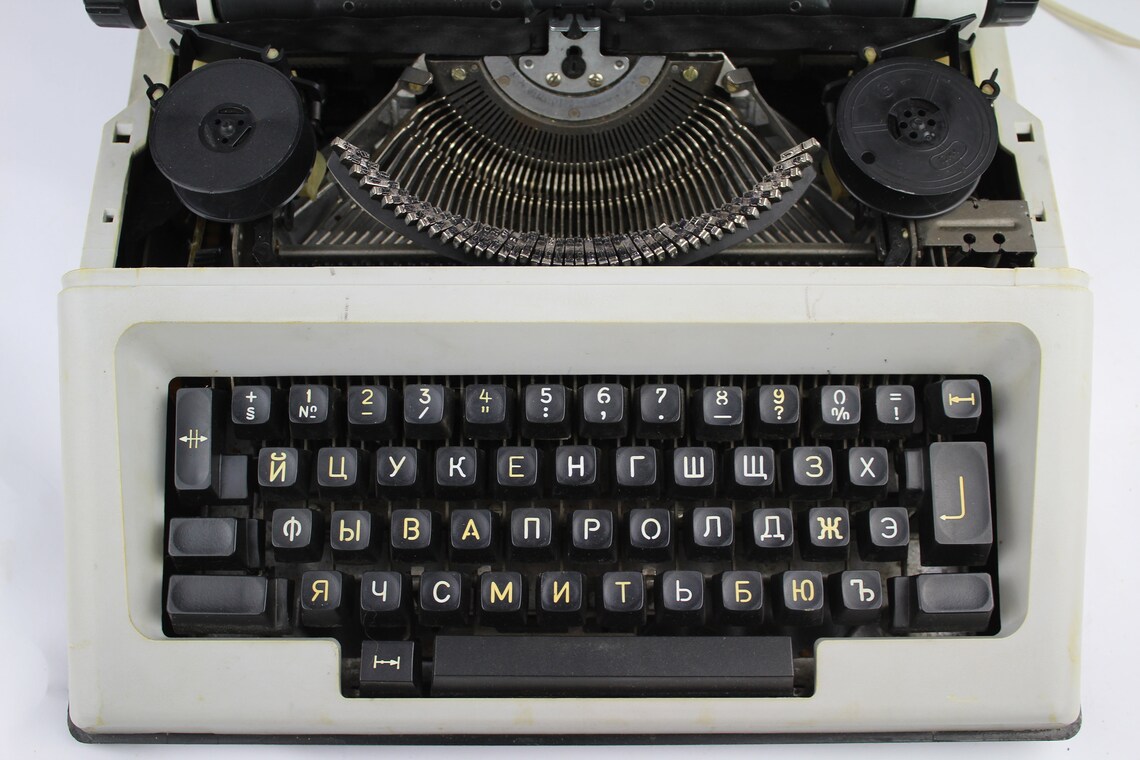 Rare Vintage Electromechanical Typewriter Ivica-m Soviet - Etsy