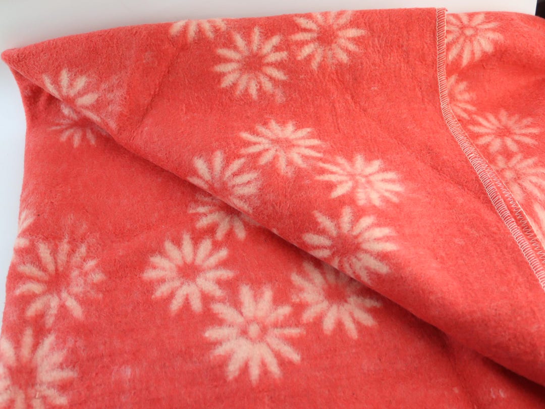 NEW 145x90 Cm Soviet Wool Blanket, Ussr Coverlet Vintage Heavy Covering ...