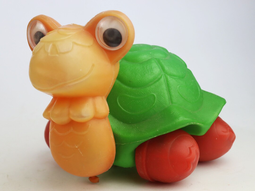 15 Cm Funny Soviet Plastic Toy Turtle With Shifty Eyes, Vintage Rolling ...