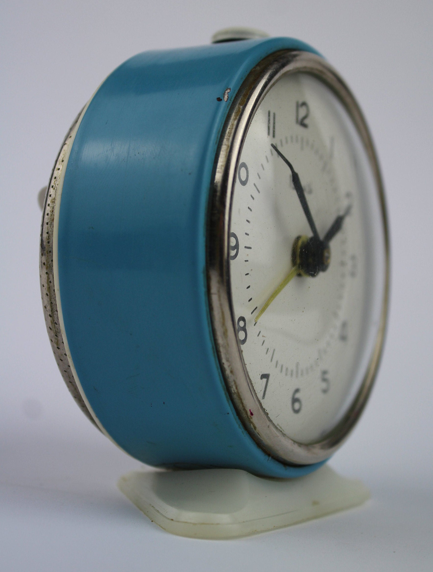 Soviet Alarm Clock Vityaz Vintage Alarm Clock USSR Vityaz | Etsy