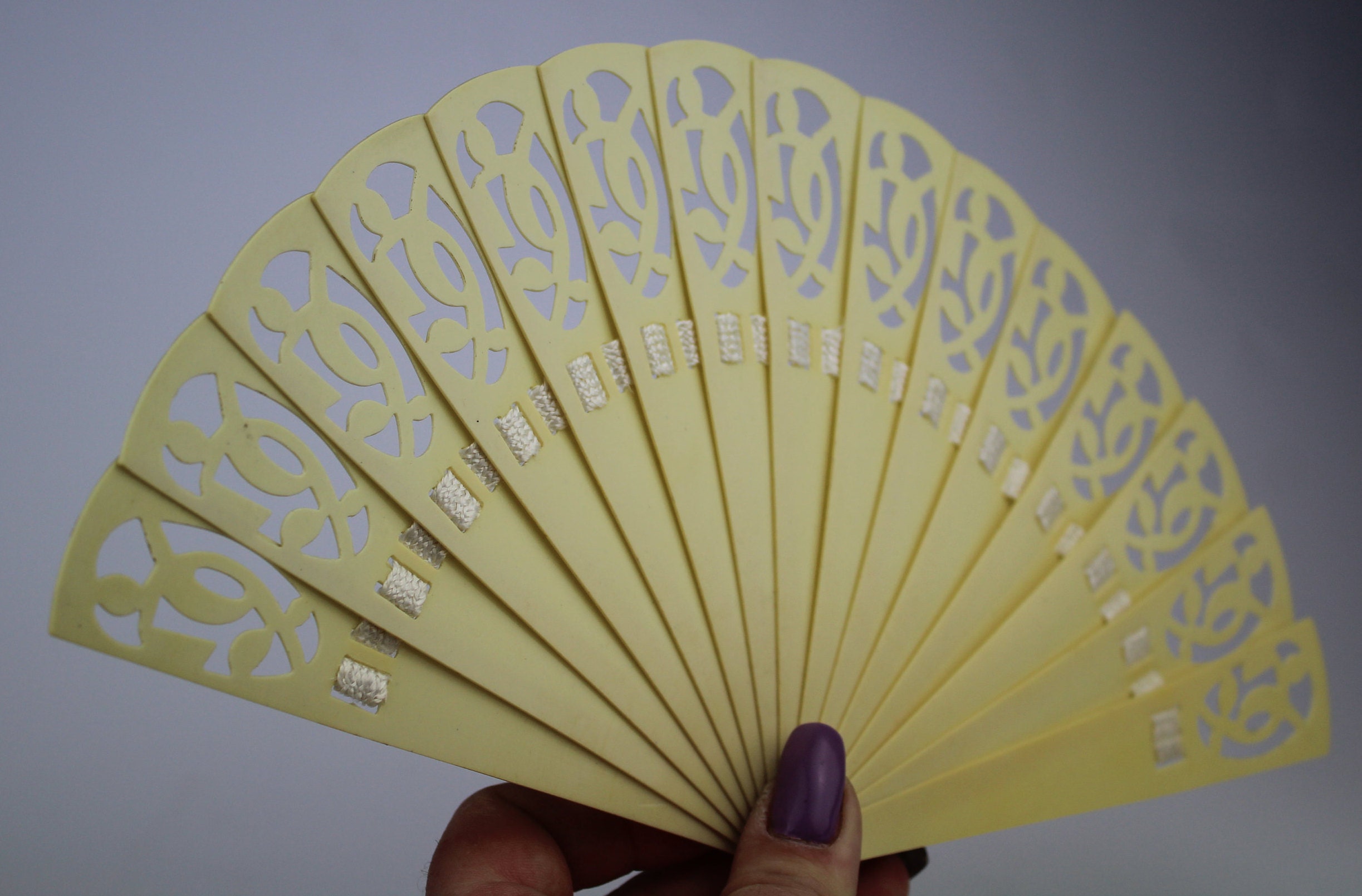 Vintage Ladies Folding Fan Plastic Fan Vintage Fashion - Etsy