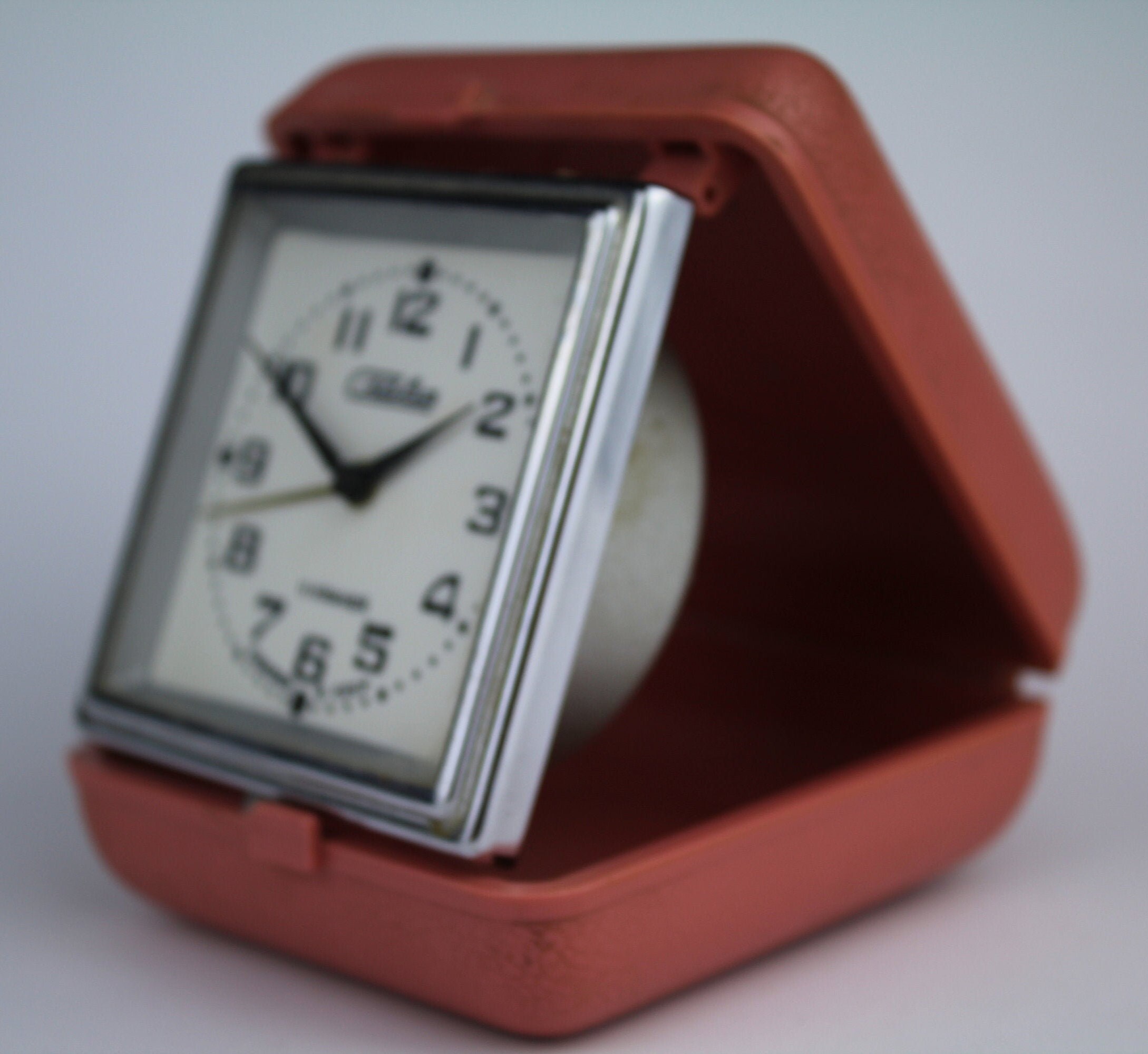 Working Soviet Alarm Clock. Desk Clock USSR. Vintage Clock - Etsy