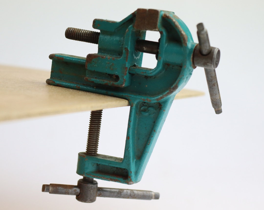 Soviet Mini Vise. Small Vise. Vintage Tool. Antique Tool. - Etsy