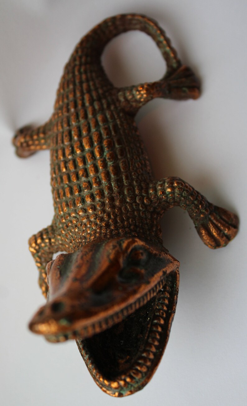 NEW. New Vintage Souvenir Gecko Crocodile Soviet Ashtray - Etsy