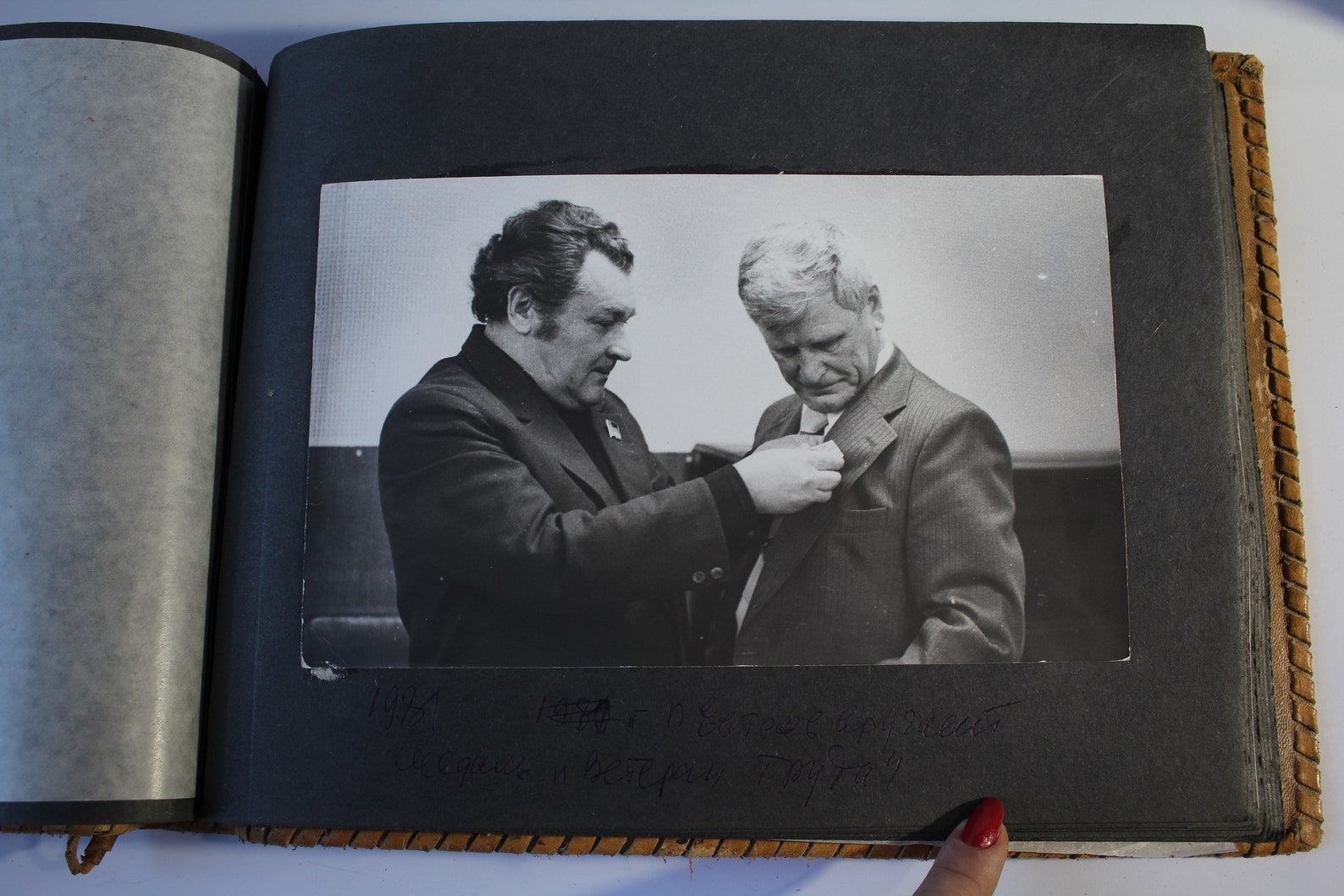 Old Leather Photo Album. Soviet Photo. Vintage Photo. USSR | Etsy