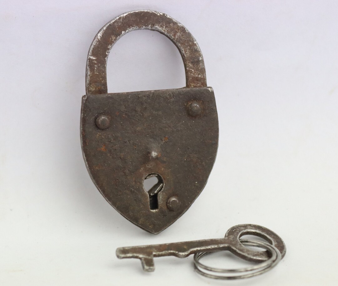 Small Vintage Soviet Padlock. Padlock With Key. USSR Working Padlock ...
